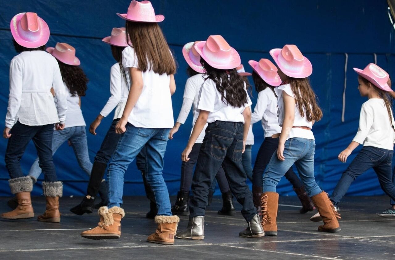 Incursion - Line Dancing - Vacation Care Australia